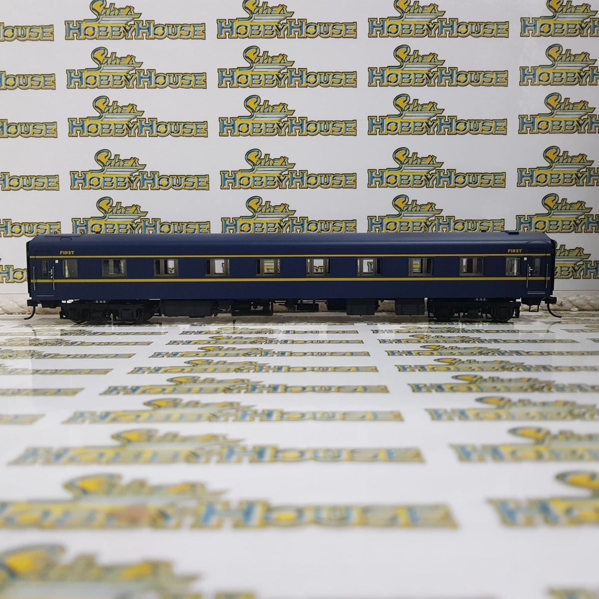 Powerline - H0/00 Scale - PC-403A 6AS VR Blue & Gold S Type Carriage F ...