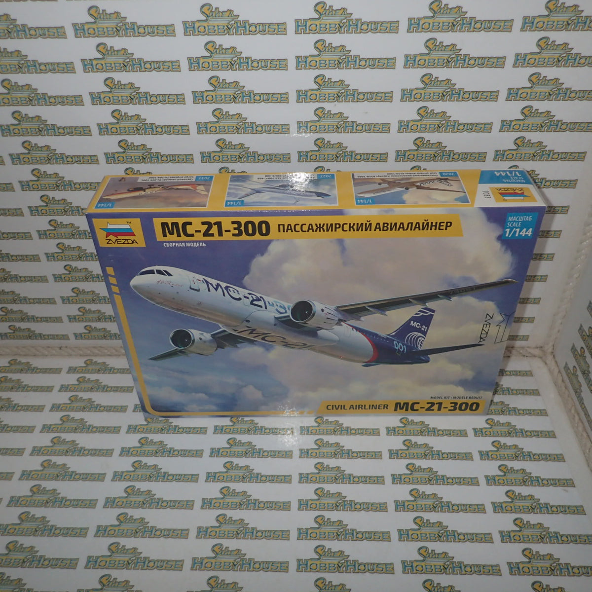 Zvezda ZV7033 - 1/144 Scale Irkut MC-21 Civilian Plane Plastic Model K ...